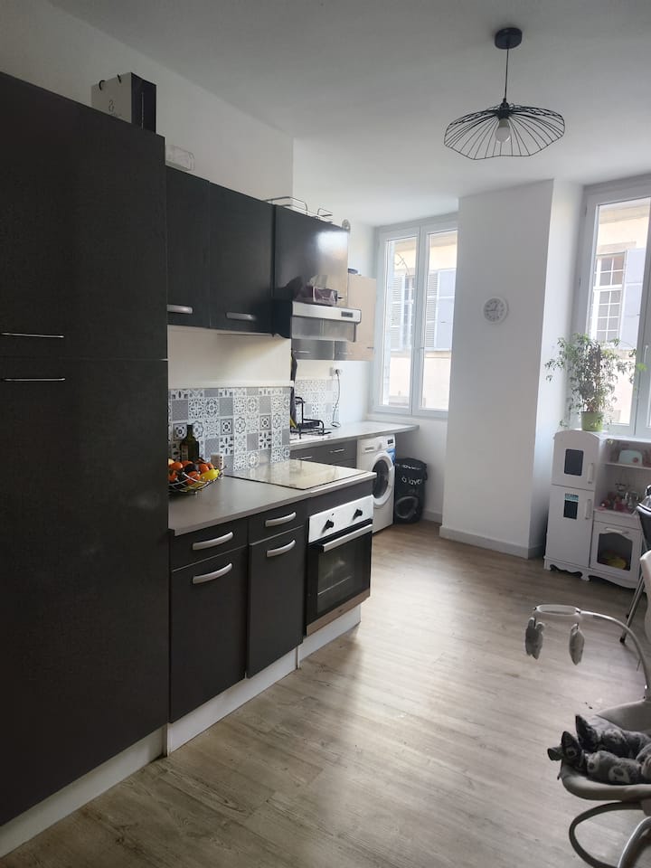 Joli Appartement F2 En Duplex - Arbois