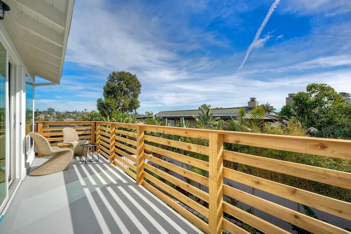 2026 Brand New Remodel, Blocks From The Beach! - Encinitas, CA