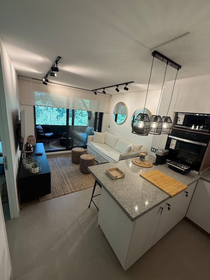 Nuevo, Sábanas Toallas Wifi Tv Cable Teletrabajo. - Chile