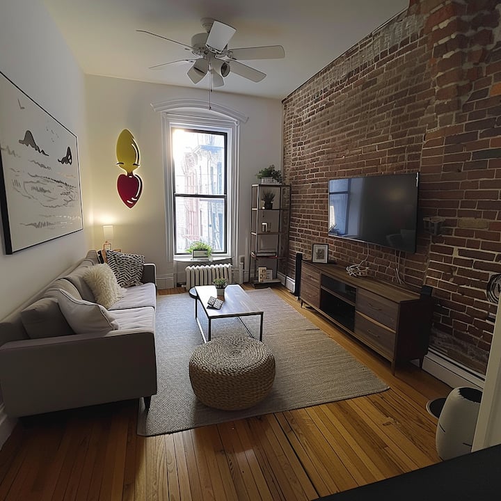 Modern Bronx Gem: 2br Near Zoo & Yankee Stadium - 布朗克斯