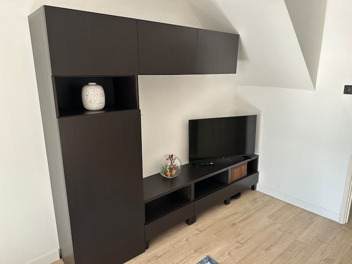 Cozy 3-bedroom Home Near Highwoods Forest - Colchester