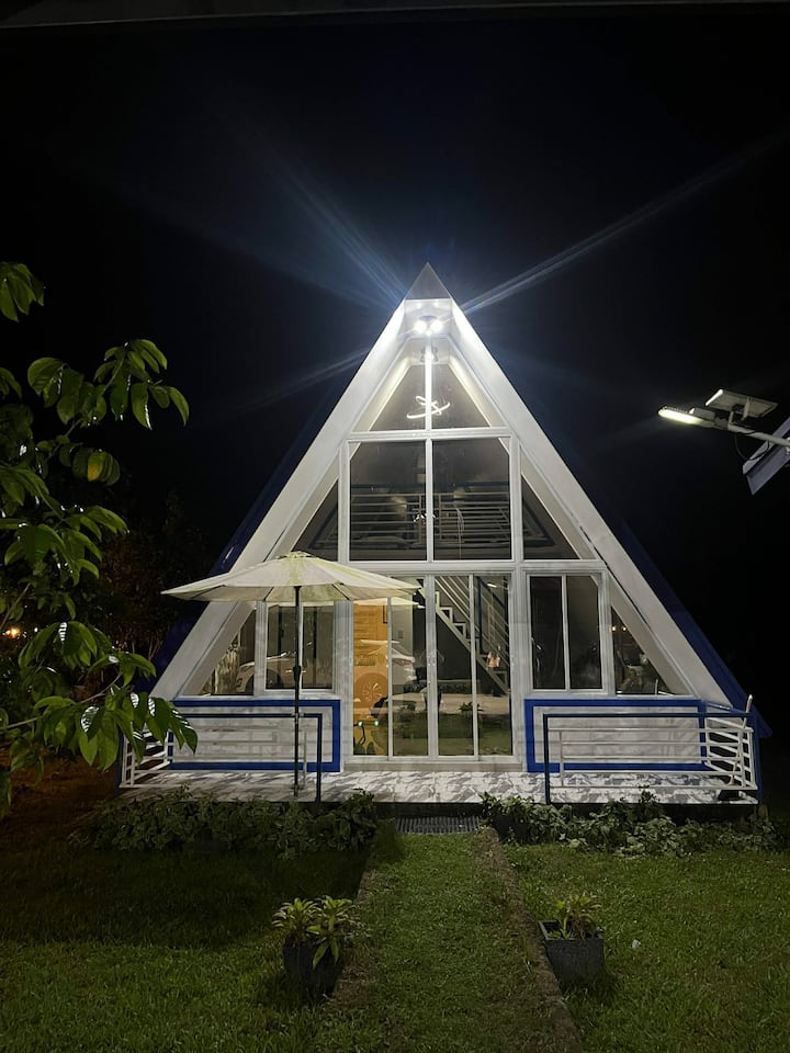 Bahay Kubo Sa Farmbill - Pila, Philippines