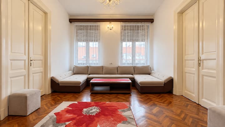 Fuchsl Palace Grand Suite - Ultra Central - Oradea