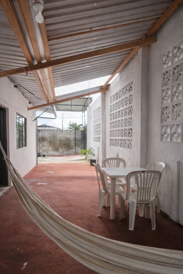 Casa Refugio En La Biosfera Del Chocó Andino. - Puerto Quito