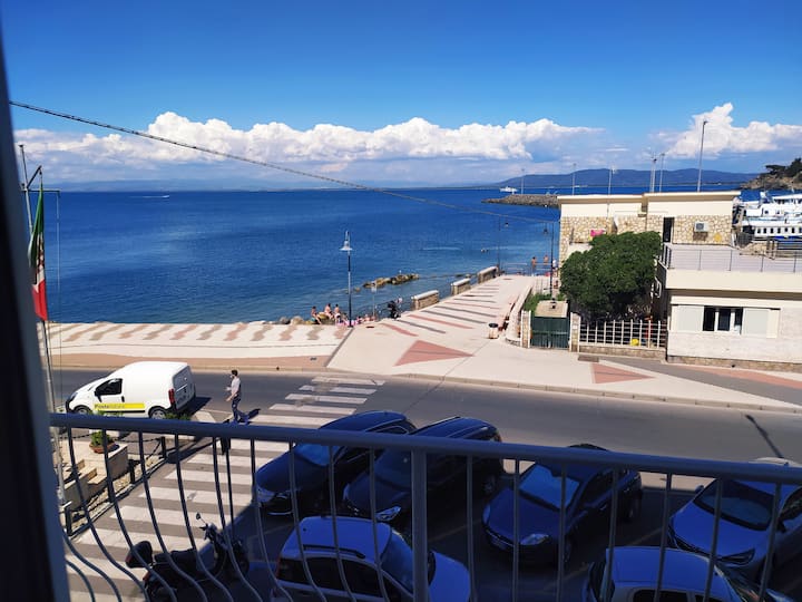 Central 79 - Monte Argentario