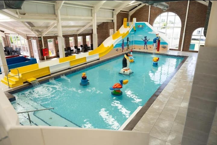 3 Bed Caravan On Lyons Robin Hood, Rhyl - Rhyl