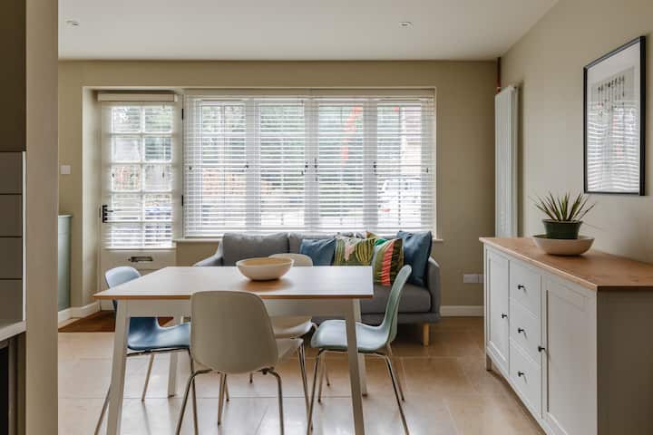 Barn Cottage – Cosy Countryside Retreat Near Bath - Bradford-on-Avon