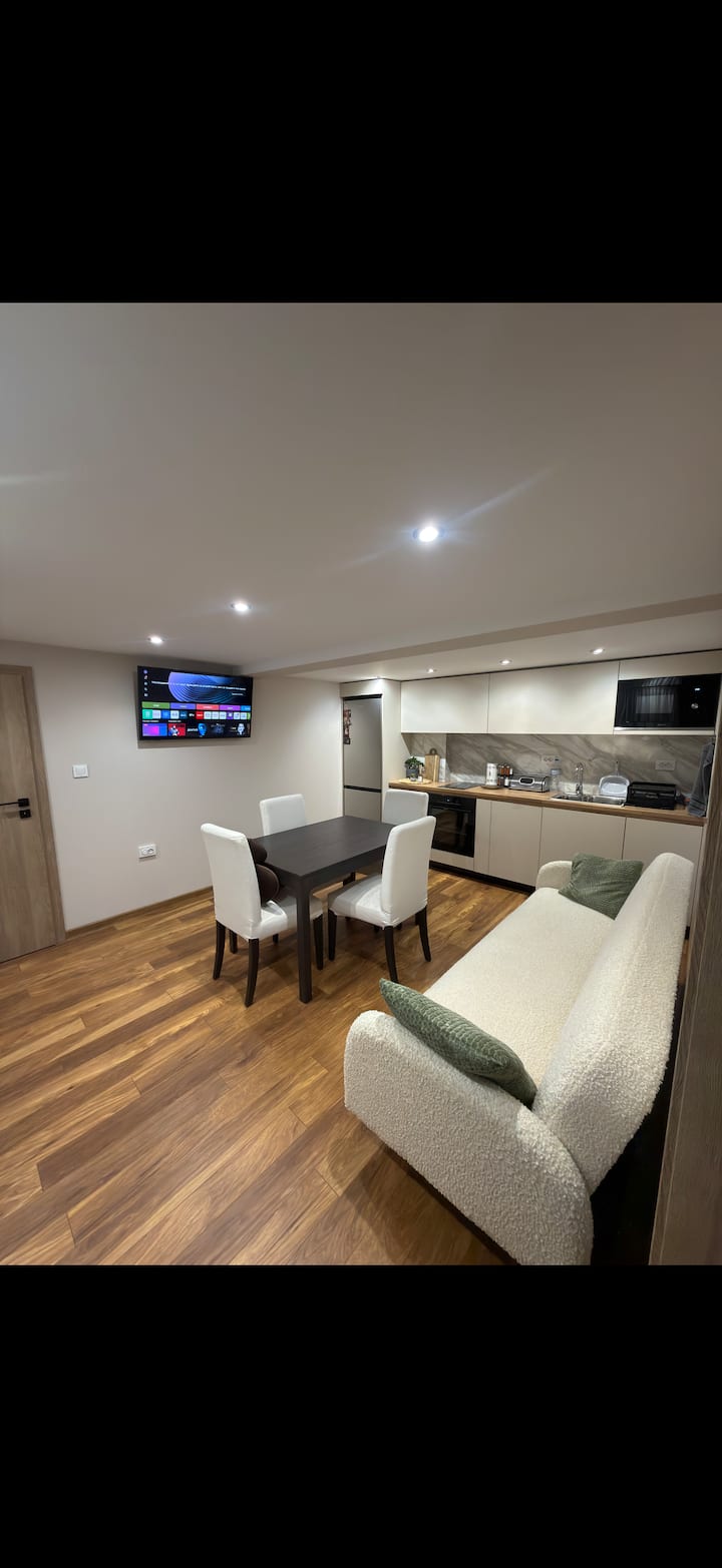 *Alidara* House - Kjustendil