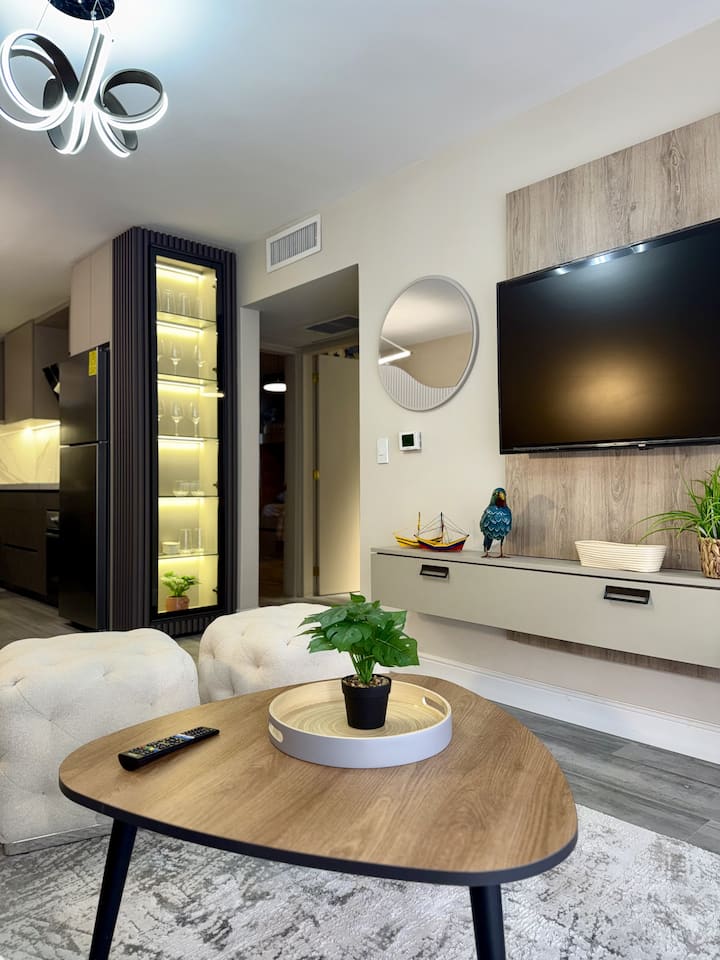 Apto Moderno | Piscina | Playa A 10 Min | Parking - Venezuela