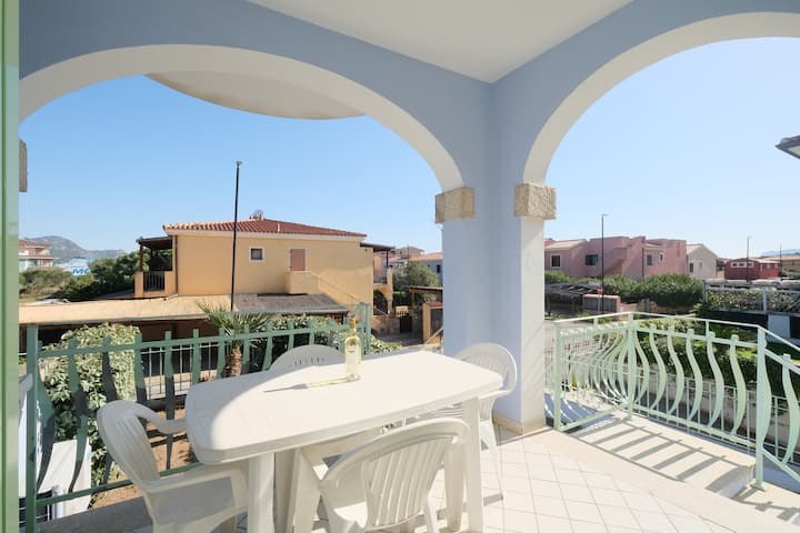Splendido Trilocale Vicino Aereoporto Di Olbia - Olbia