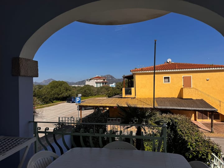 Splendido Trilocale Vicino Aereoporto Di Olbia - Olbia