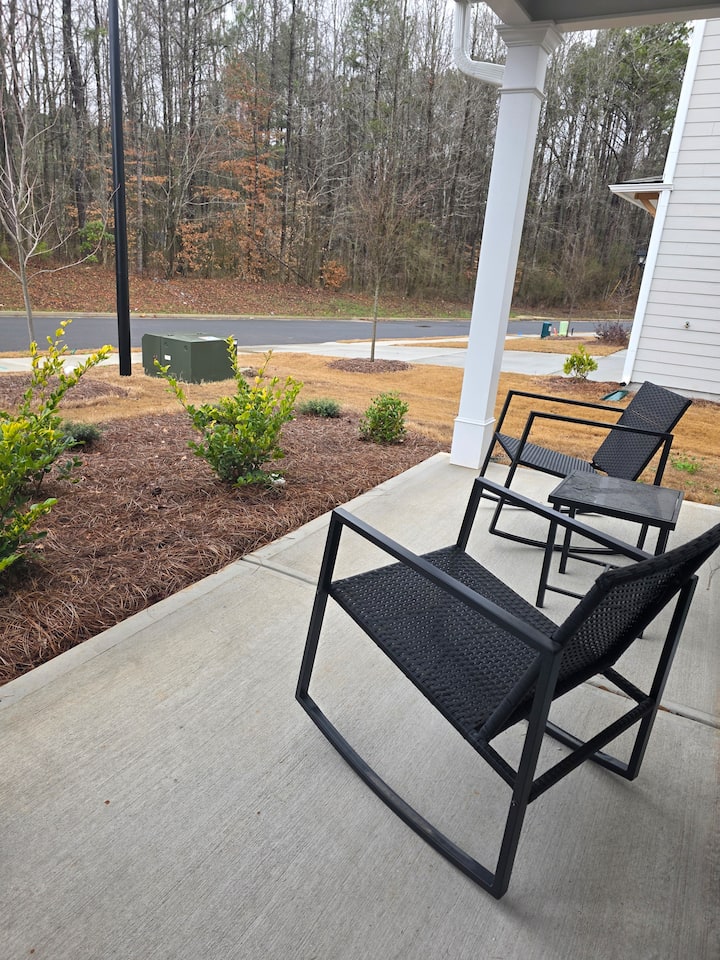 *Furnished* 2br+private Bath In New 2025 Home - Carrollton, GA