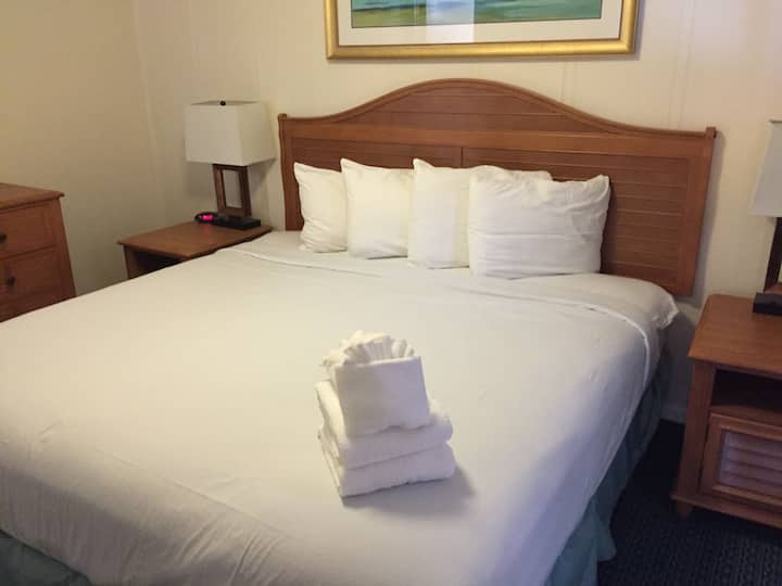 Cute And Cozy At The Beach - 보퍼트