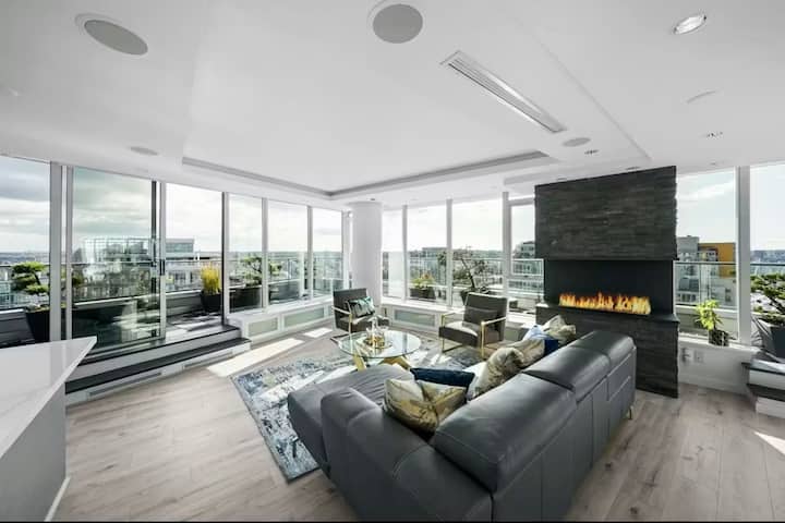 The Panorama Penthouse - Vancouver