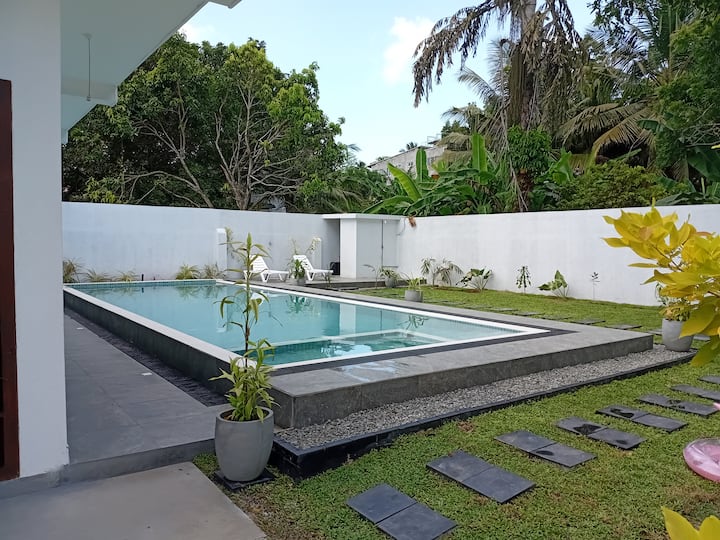 Villa Amber Breeze – Luxury Villa With Pool - Mirissa