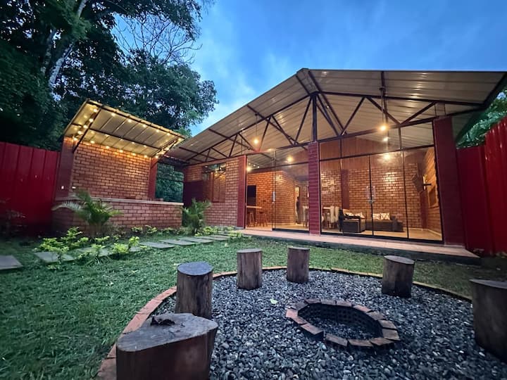 Adelaide Resort - Tingo Maria - Peru