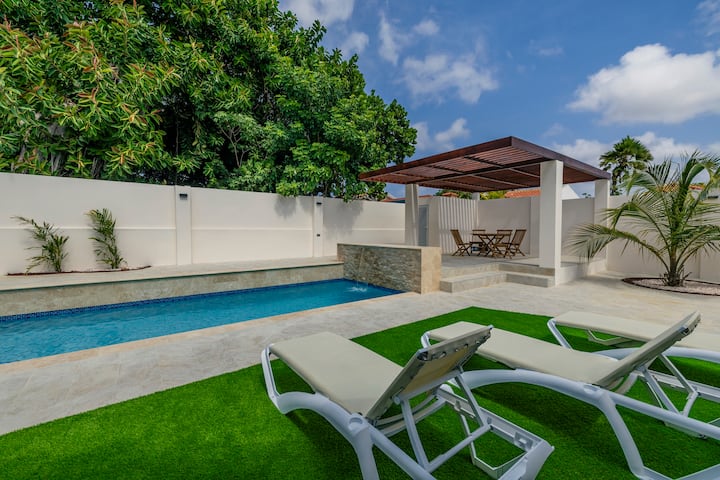 New Relaxing 1br|1b Apt W/shared Pool, Bbq & Patio - Aruba
