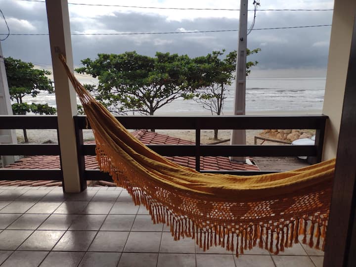 Casa Pé Na Areia Em Itapoá - Sc - Itapoá