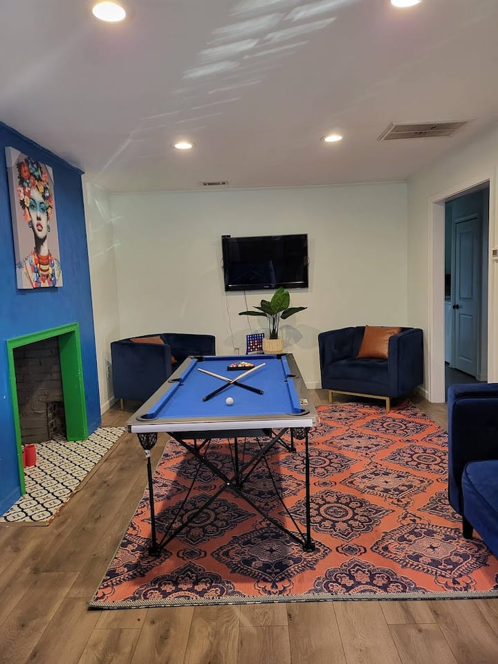 Griffin Bungalow W/hottub - Griffin, GA