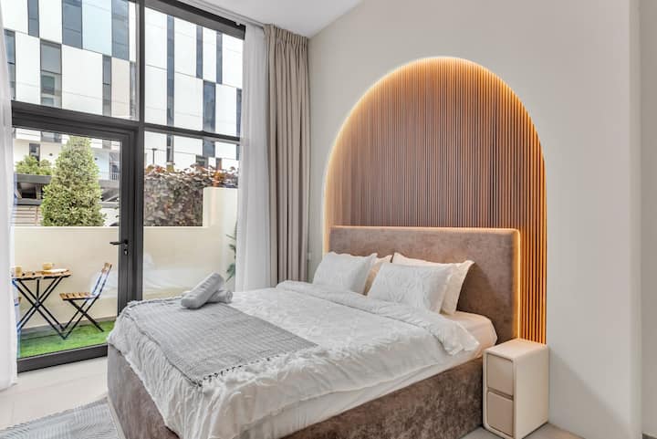 Aljada Premium Studio L Balcony L Pool & Gym - Sharjah