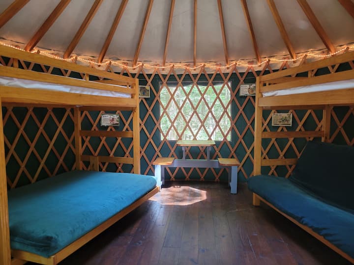 Yurt With Lake Access. - Zorvino Vineyards, Sandown