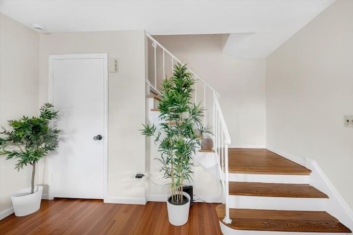 Modern3br/parking/pets/laundry/mins2subway - Nyack, NY