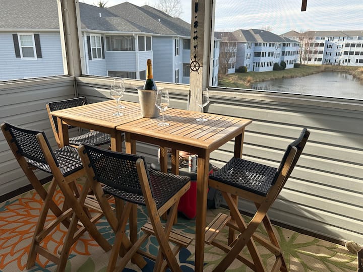 Perch Perfect – Bright Corner Condo W/free Linens - Rehoboth Beach, DE