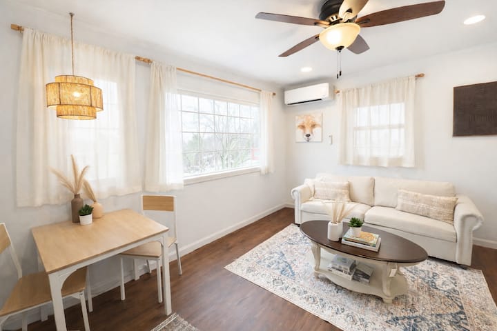 Eureka Studio-1 Bedroom-free Coffee At Java Dudes - Eureka Springs, AR
