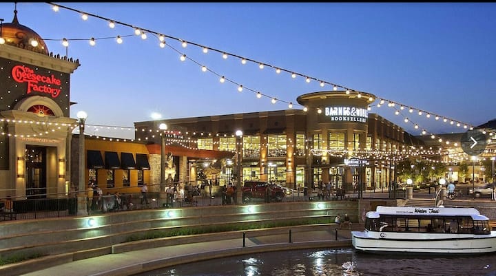 Charming 2br Barndo Hideaway - コンロー, TX