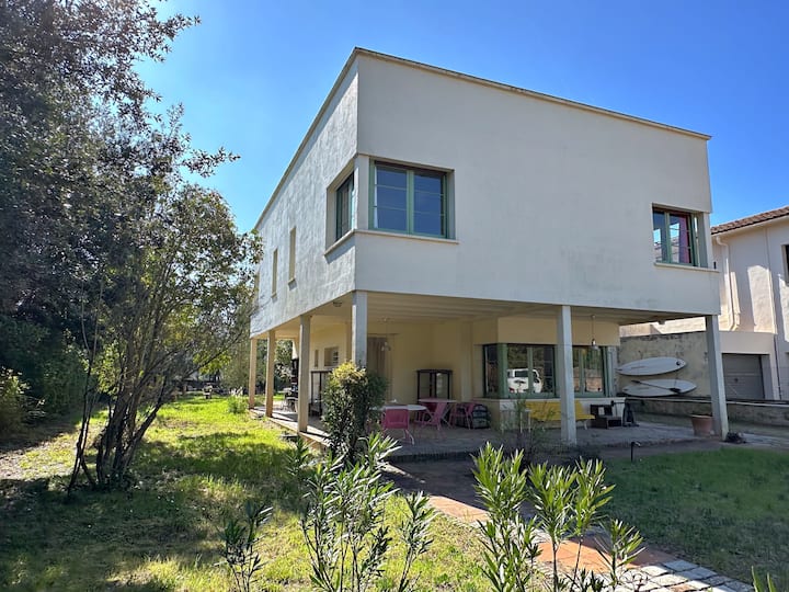 Moderna Casa Luminosa Con Gran Jardín En Begues - Castelldefels