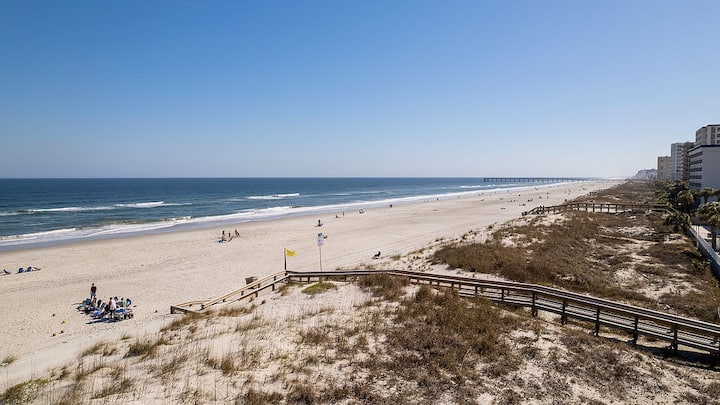 Vitamin Sea Condo - Neptune Beach, FL