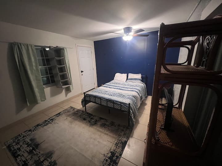 Lb7 Glass Door And Back Door Entrance - Oviedo, FL