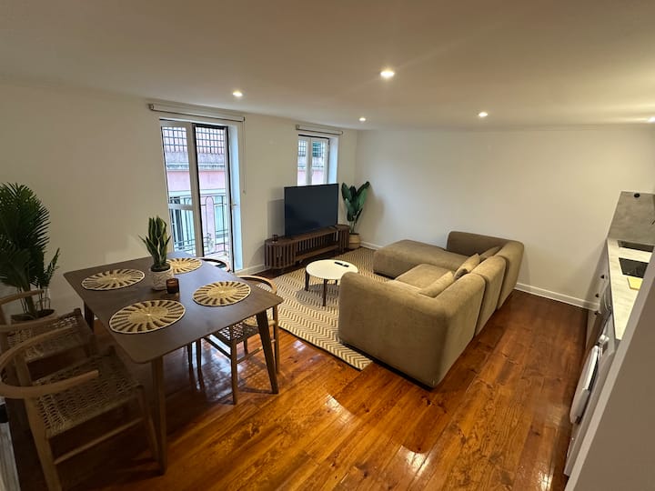 Sunny Penthouse On Jardim Da Estrela - Lisbon