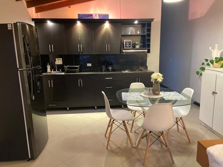 Laureles Stadium House - Medellín