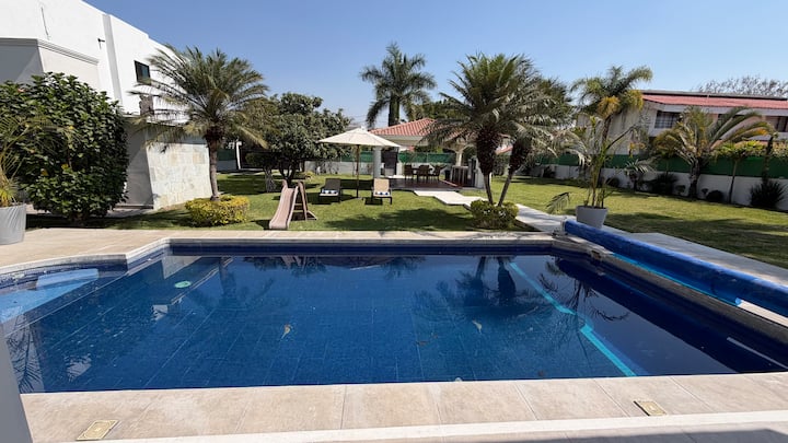 Casa Con Alberca Y La Mejor Ubicación. - Cuautla