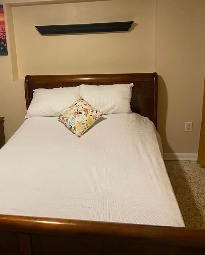 New Port Richey Shopping Stay - New Port Richey, FL