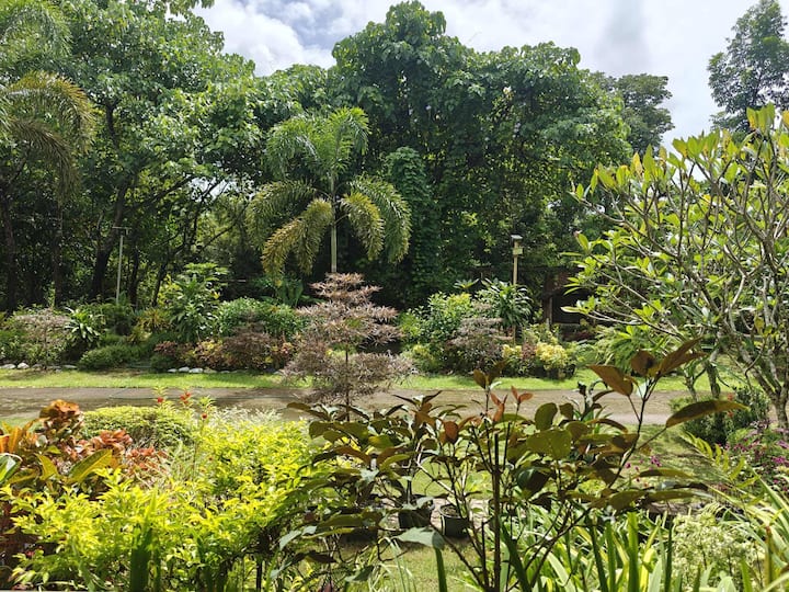 Eco-farm Escape In Zambales - Iba