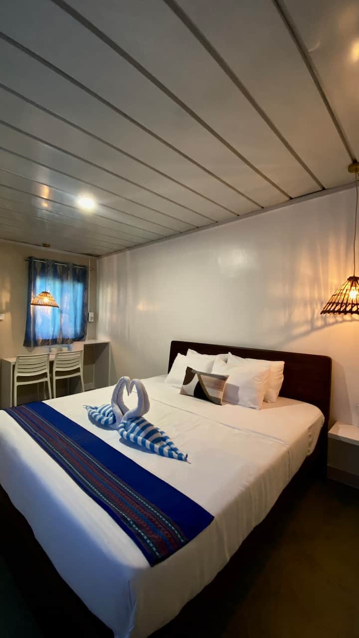 Cozy Coastal Cabin – Pool + Beach Access - Bolinao