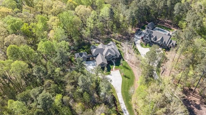 Luxury Woodland Estate | Near High Point - Greensboro, NC