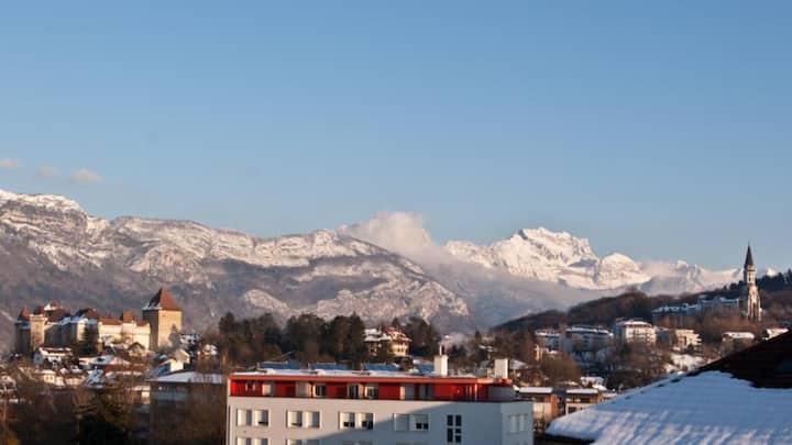 Cœur De Ville • Garage • Spacieux • Vue Splendide - Annecy
