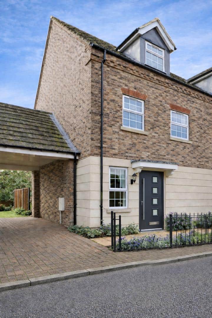 Spacious 3br Home In Spalding | Parking For Vans - Spalding, UK