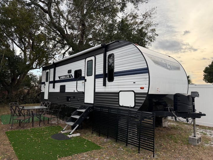 Cozy Camper By Ucf - Orlando, FL