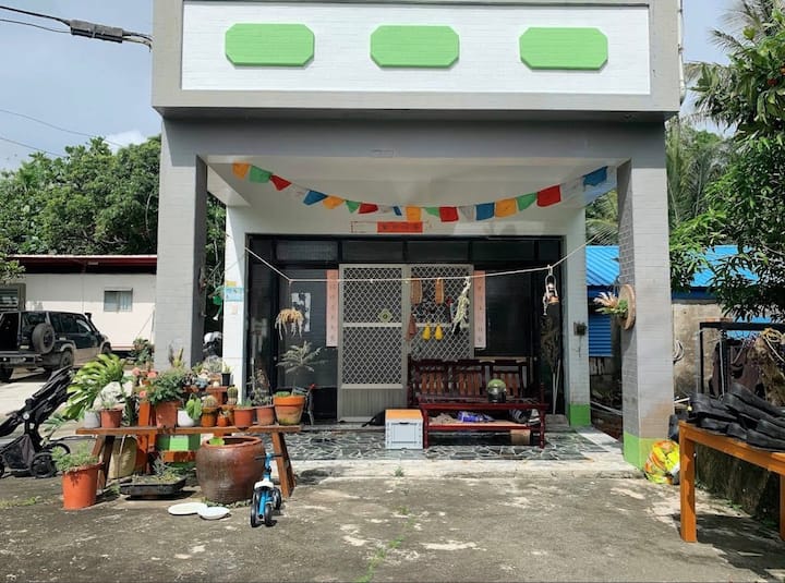 嶼光慢宿Islelight Haven Share House
寵物友善B&b - 滿州鄉