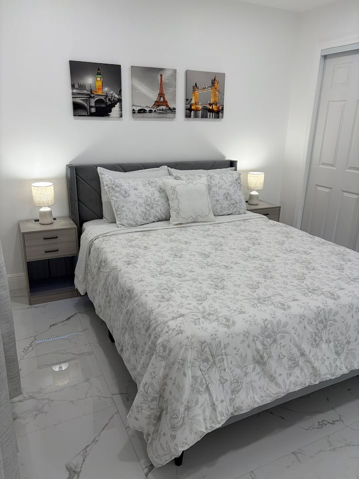 Stylish 1br Suite •Private Entrance •Free Parking - North Lauderdale, FL