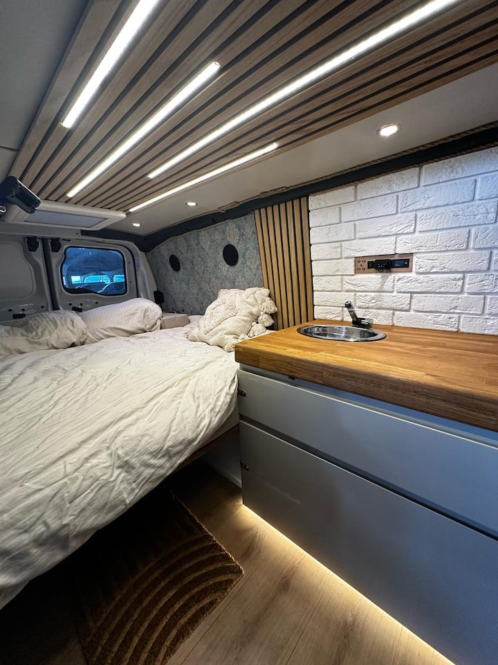 Tiny Van, Big Adventures - Viena