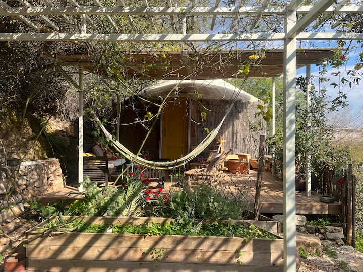 Meek Yurt - Israel