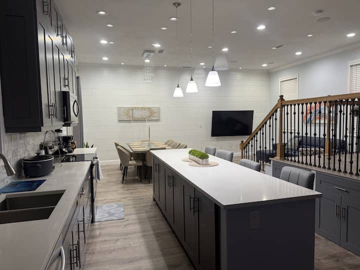 Sunset Cruiser - Madeira Beach, FL