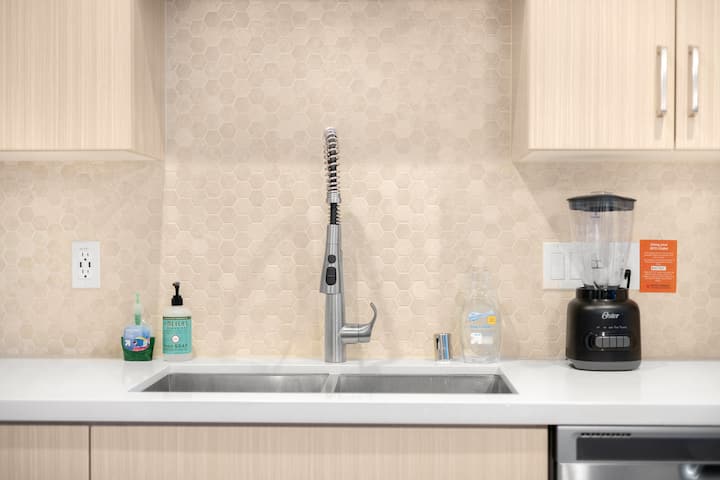 Luxury Best Location Disneyland - Newport Beach, CA