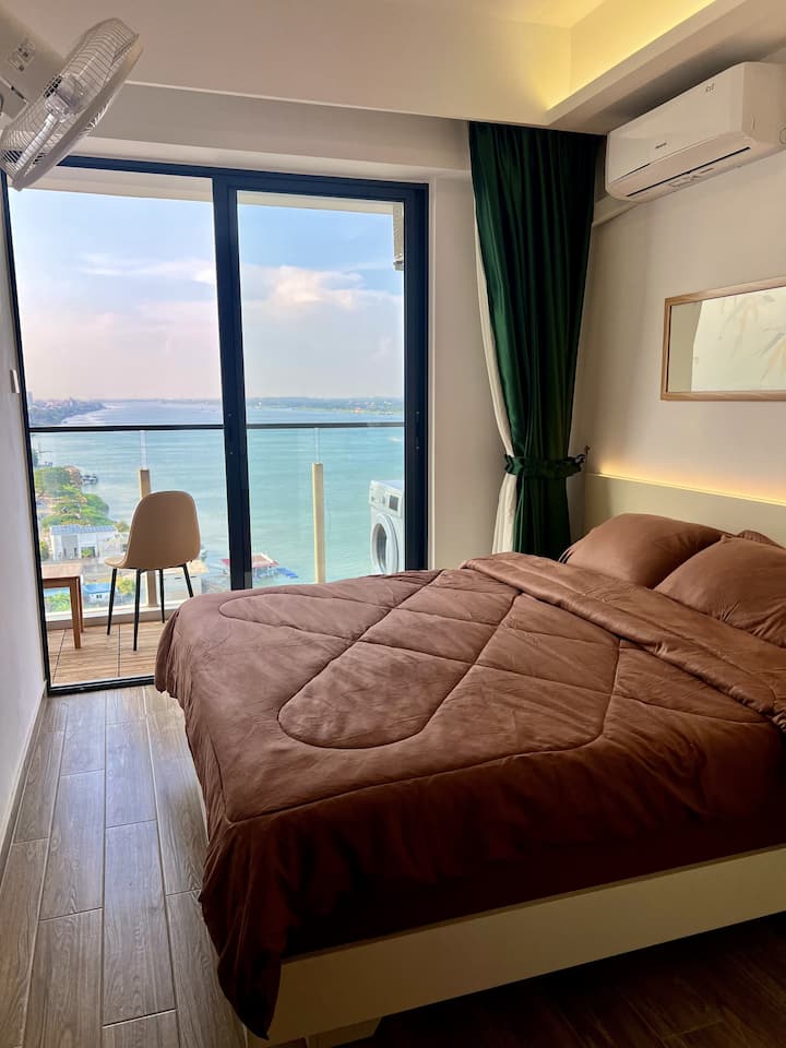 Cozy 2-bedroom With Majestic View | 17f - Cambodia