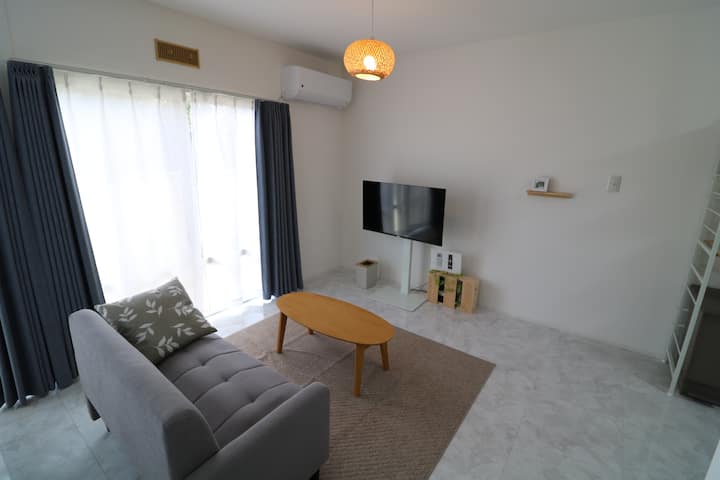 北区Sunlit Room Yuge
市内にも阿蘇方面にもアクセス抜群！閑静な住宅街のアパートです。 - Kumamoto